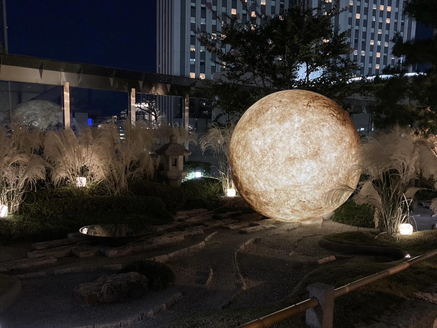 Osaka Station City ＜Mid-Autumn Full Moon Viewing＞ | Works| Mucha-Kucha Inc.